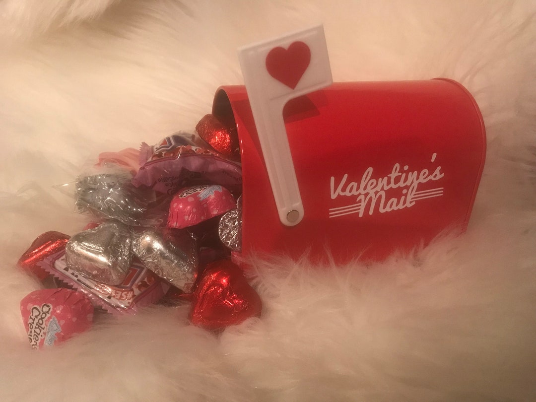Valentine’s Day Mailbox, Teacher’s Valentine’s Day Gifts, Valentine’s ...