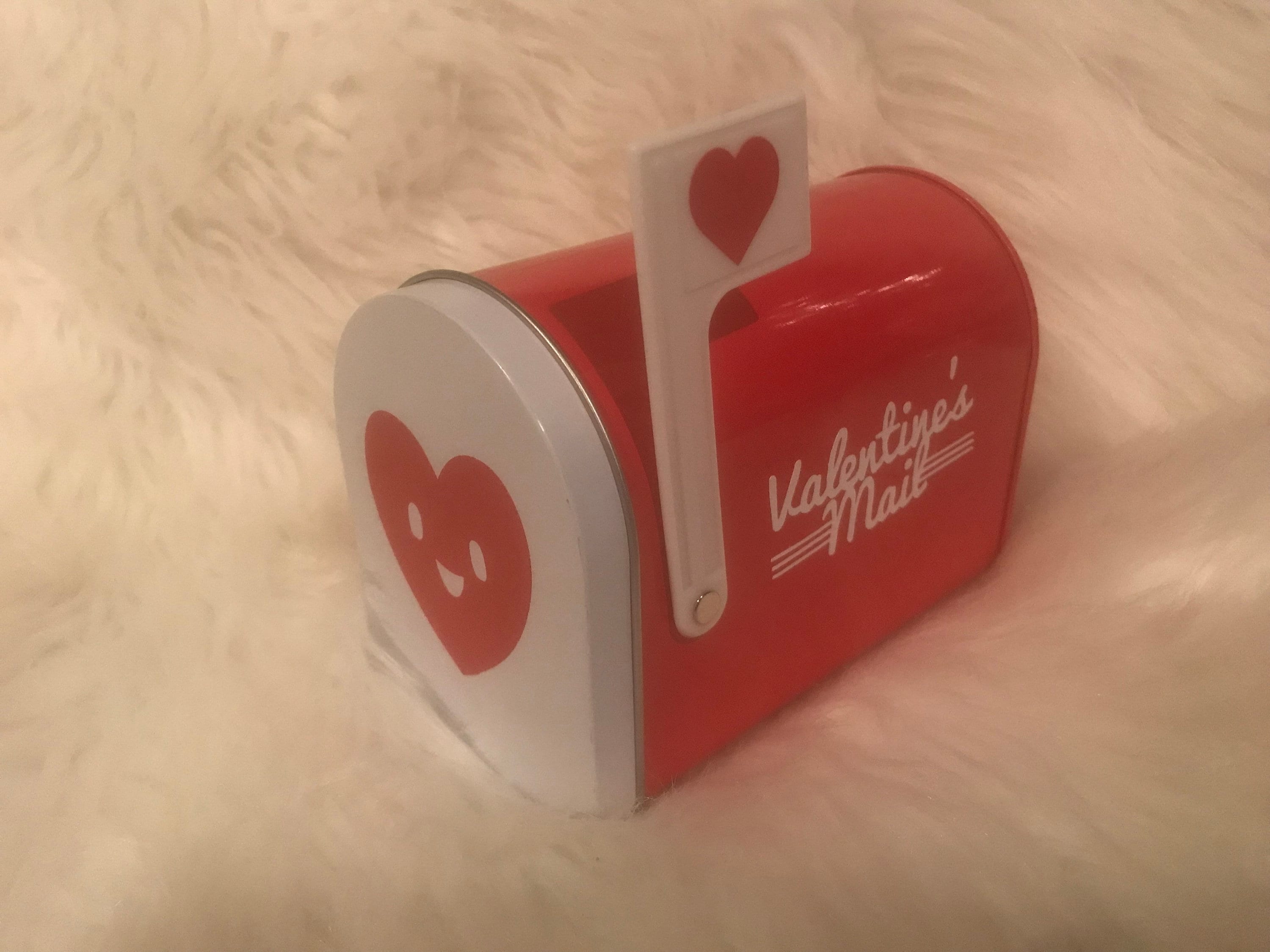 Valentine’s Day Mailbox, Teacher’s Valentine’s Day Gifts, Valentine’s ...