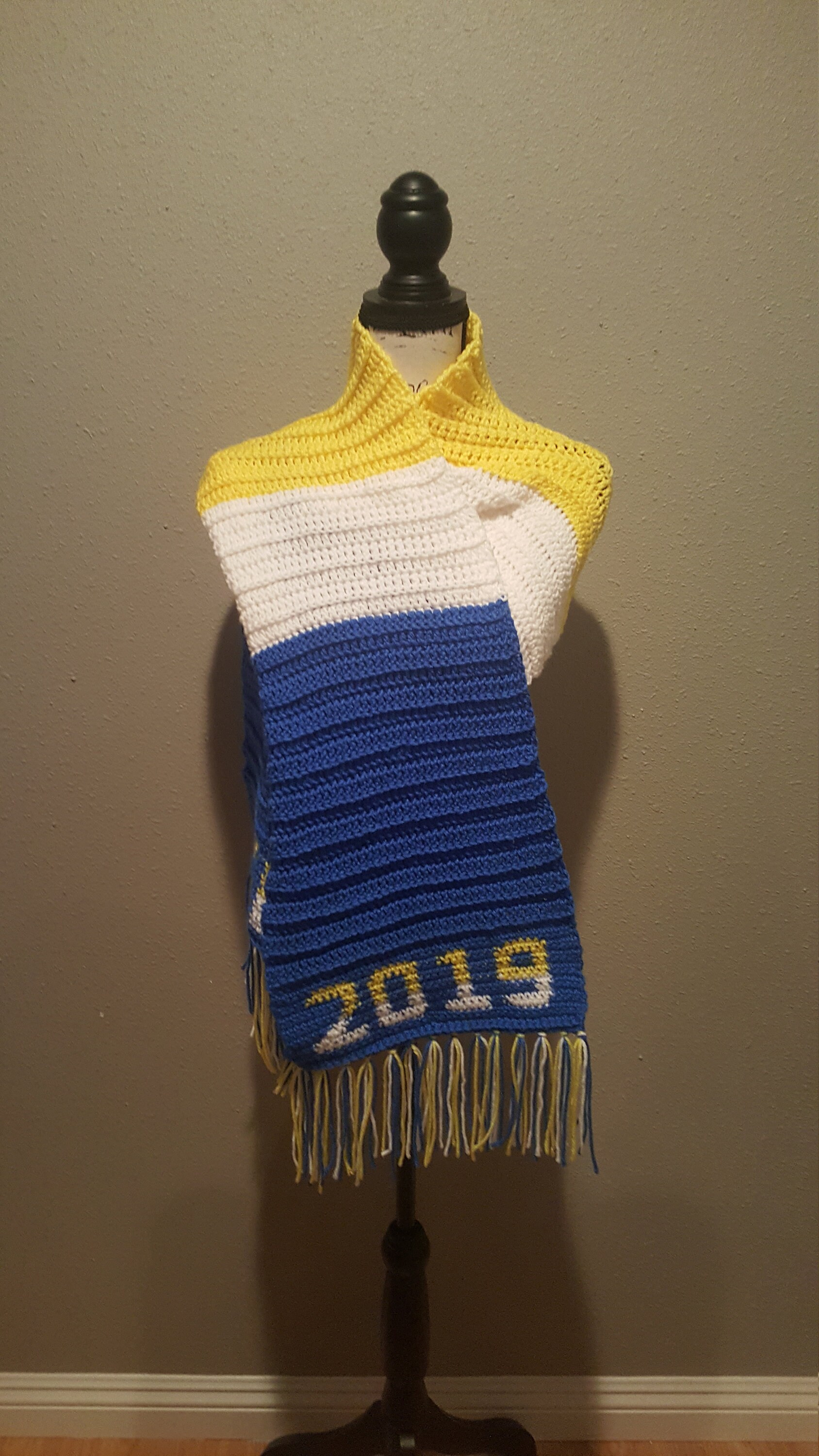 Grad Swag-Graduate Wrap/Bufanda Grad Cupcake - Etsy España