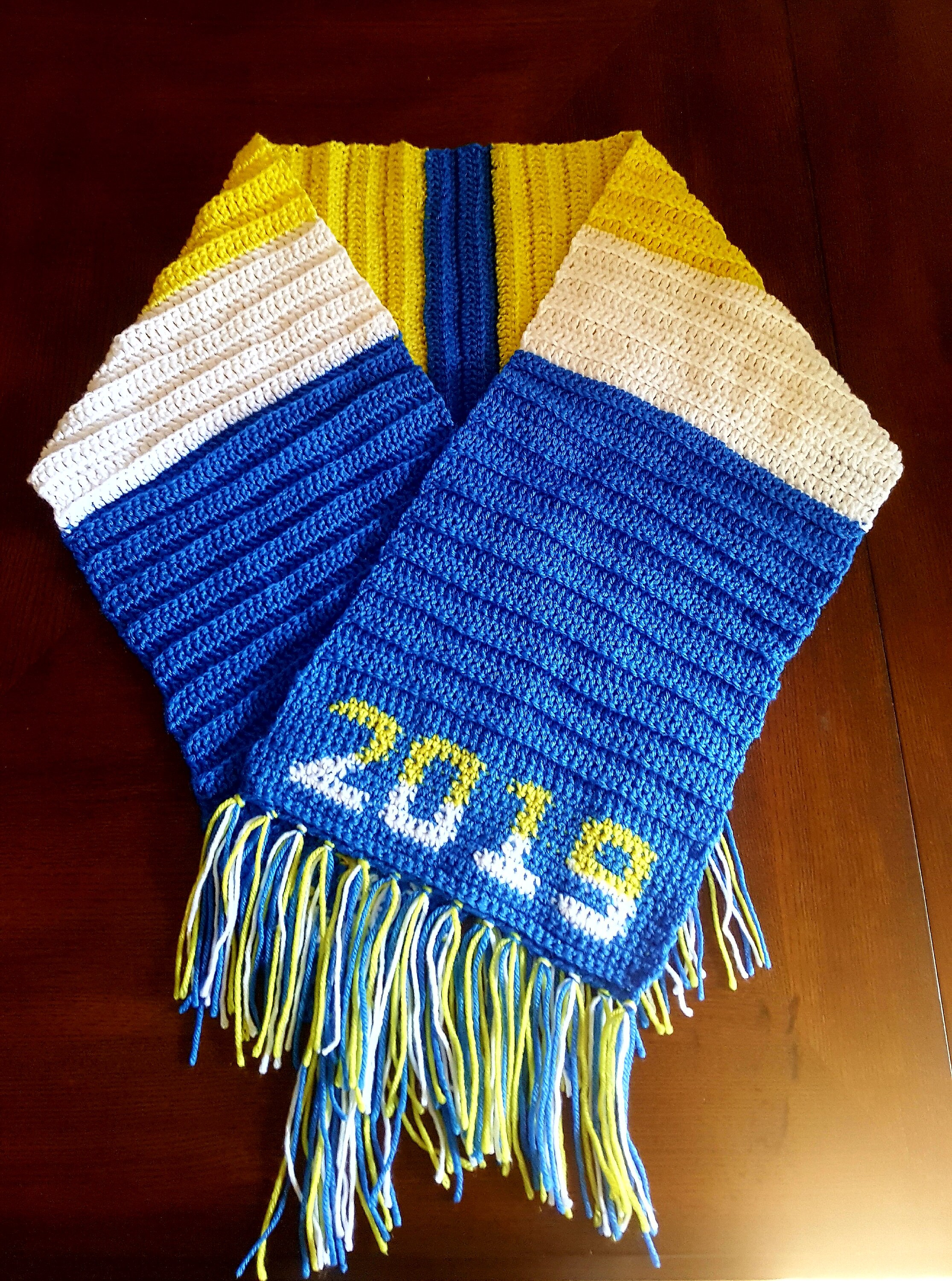 Grad Swag-Graduate Wrap/Bufanda Grad Cupcake - Etsy España