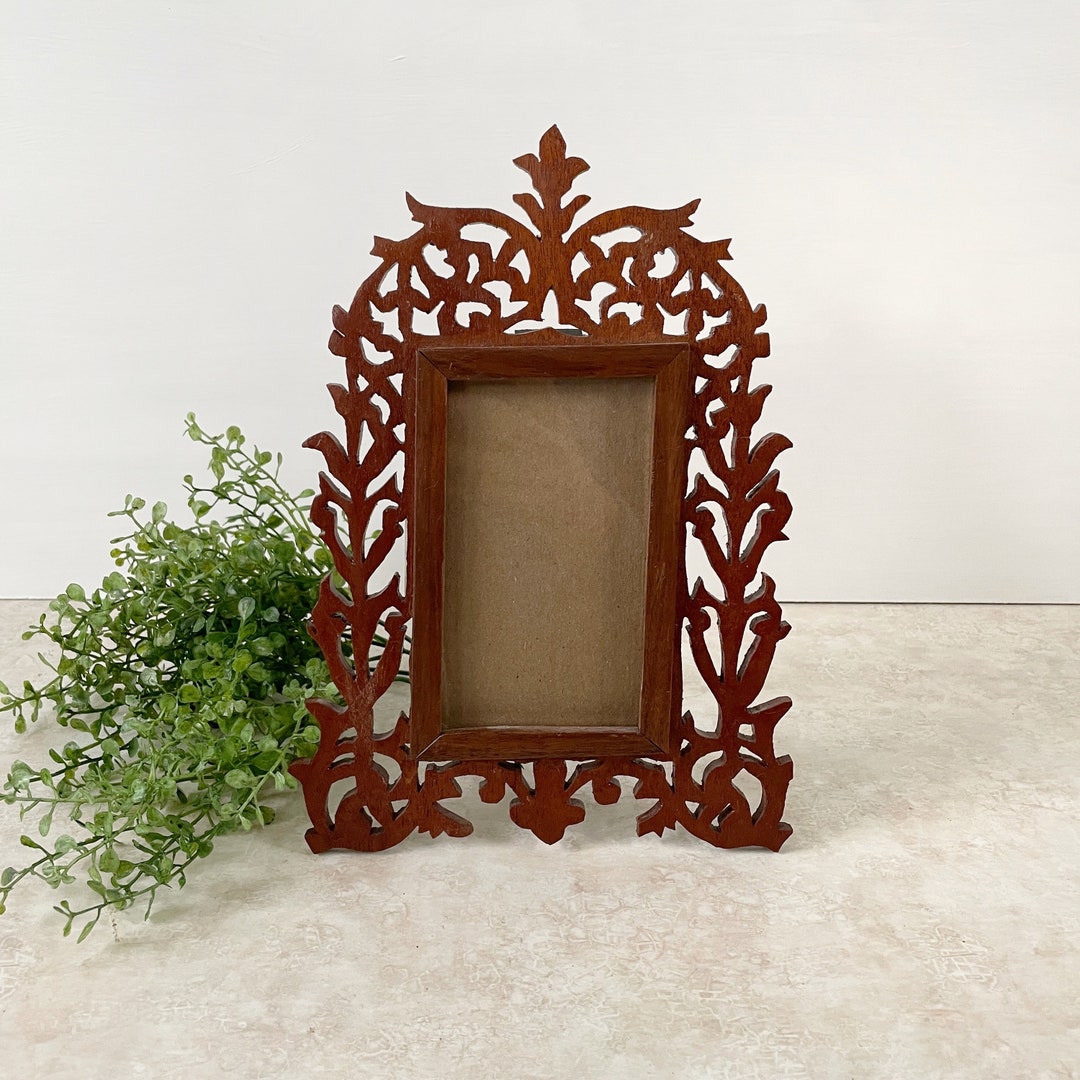 Handmade Wood Filigree Photo Frame, Vintage Free Standing Cut Out Photo ...