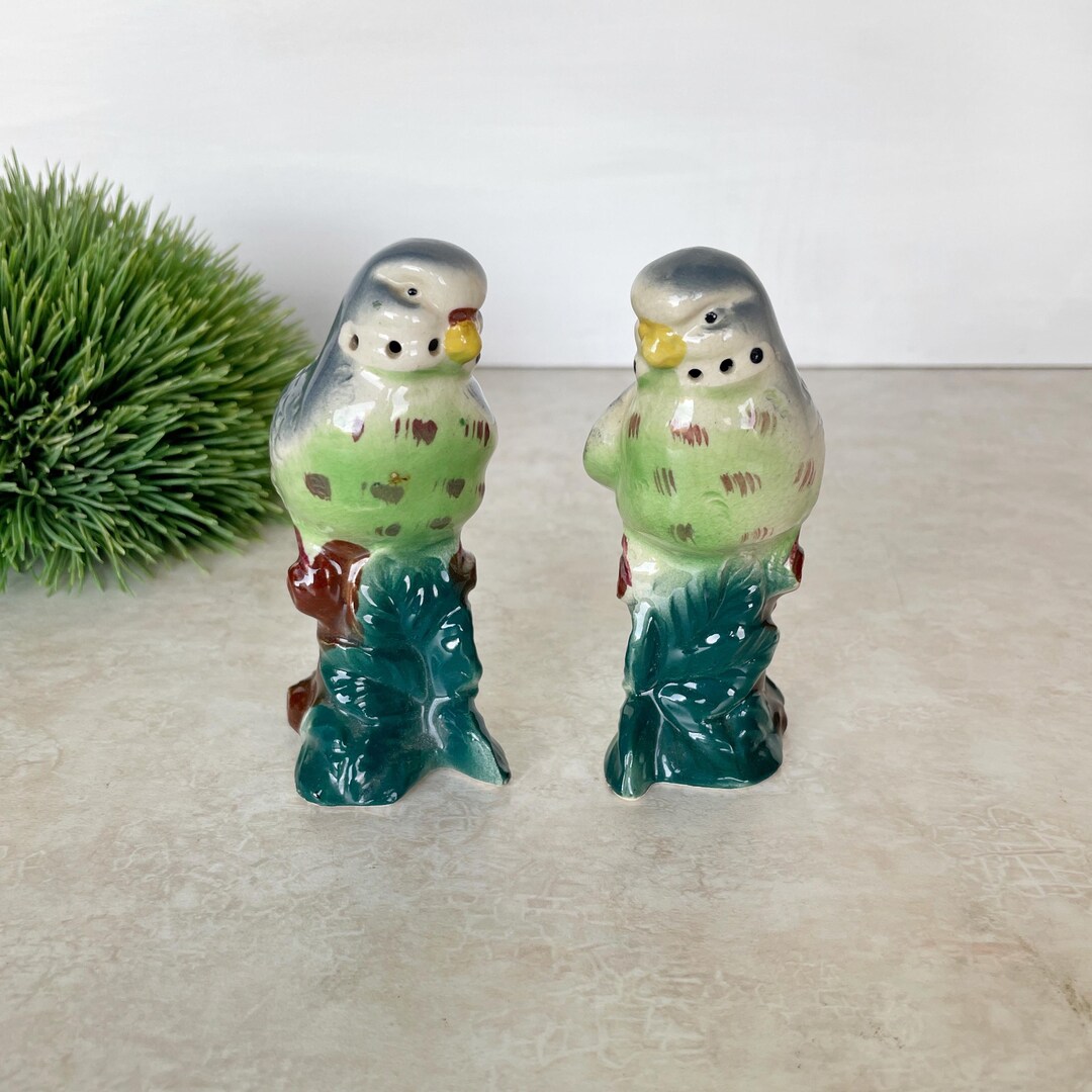 Vintage Ceramic Parakeet Salt and Pepper Shakers, Budgie Bird Colorful ...