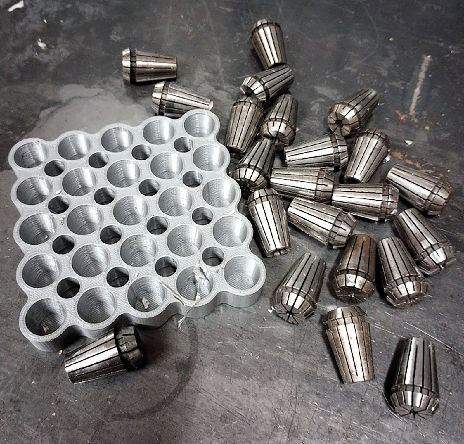 ER16 Collet Rack / Tray That Holds 25 Collets STL File for 3D Printing ...