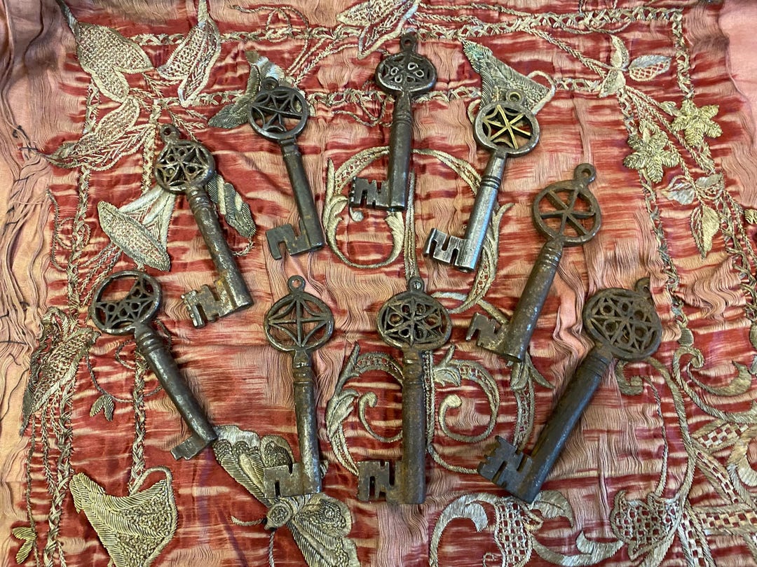 Ottoman Period Rare Keys,vintage Old Key,rustic Decorative Antiq Key,gothic Metal Key, Antique ...