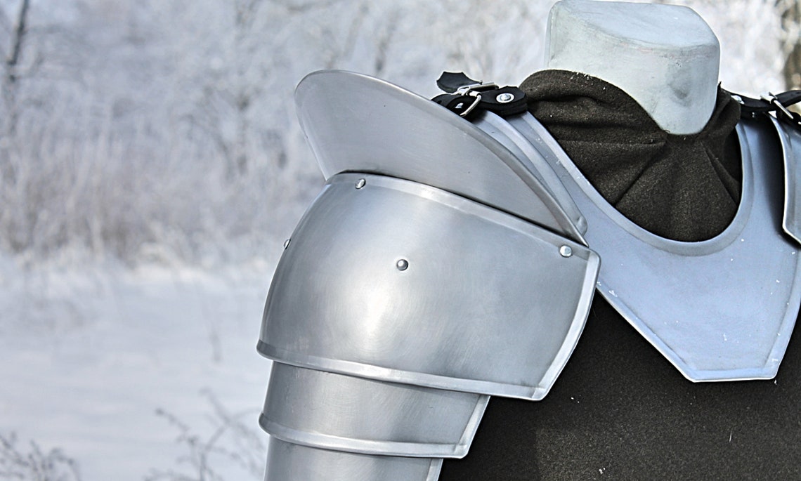 Pauldrons With Comb Larp Pauldrons Knight Pauldrons Larp - Etsy