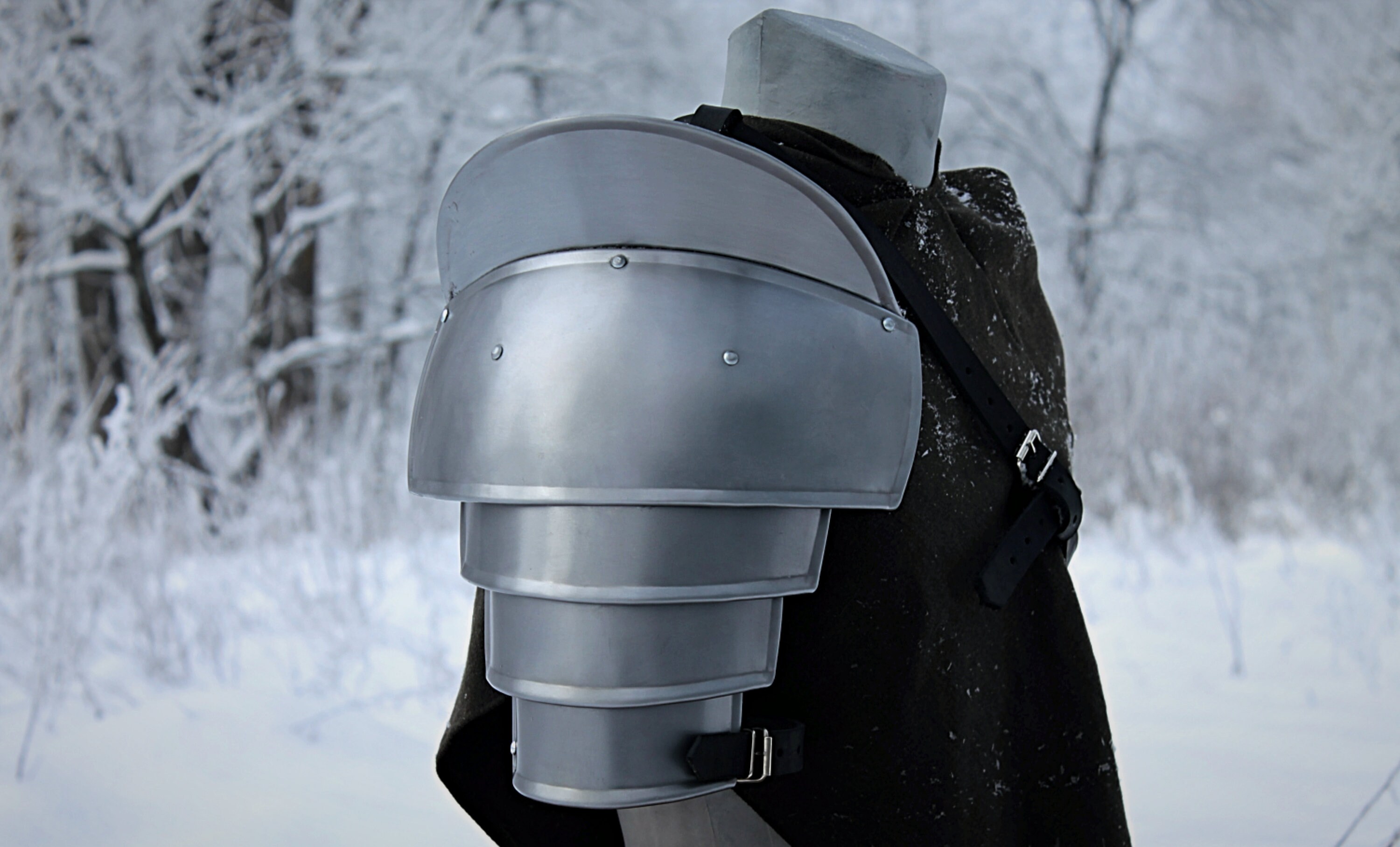 Single pauldron with comb single pauldron pauldron larp | Etsy