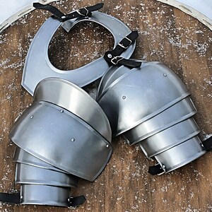 Pauldrons With Comb Larp Pauldrons Knight Pauldrons Larp - Etsy