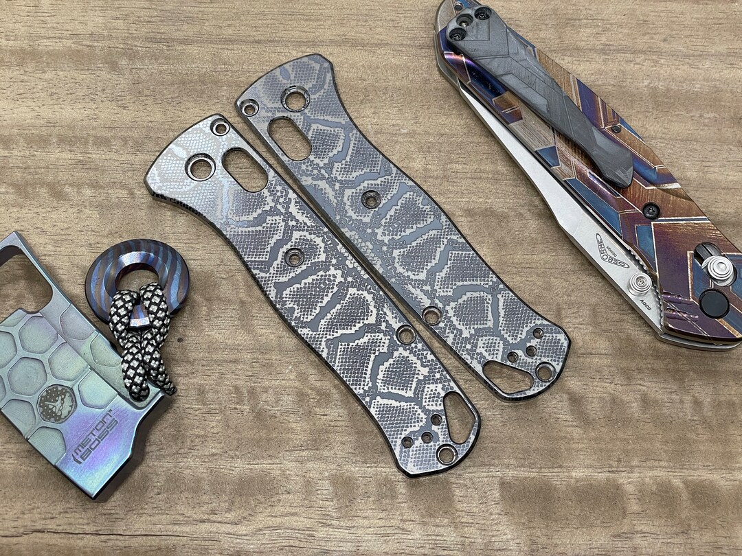 REPTILIAN V3 BLACK Engraved Titanium Scales for Benchmade Bugout 535 Birthday Gift Idea ...