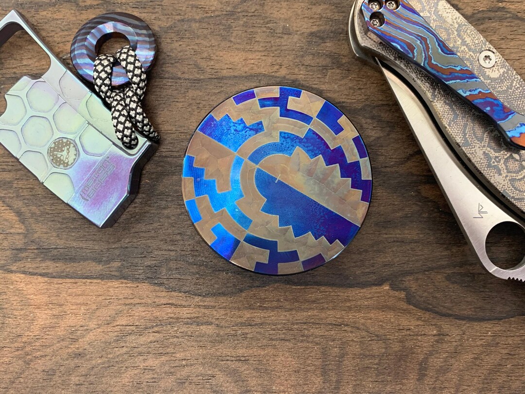 Flamed GIGA Spinning Top STROBE Effects Titanium Spin Birthday Gift ...