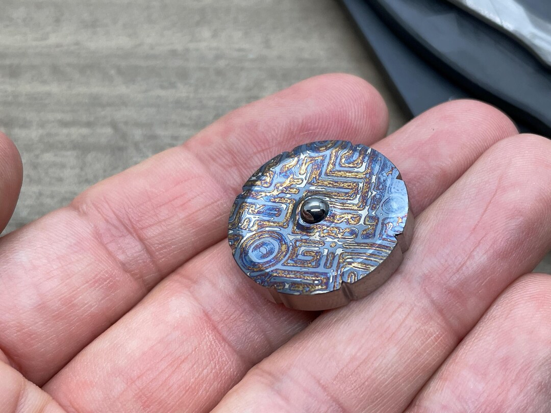 Mystery Mokume Pattern Engraved Titanium Spinning Worry Coin Spinning ...