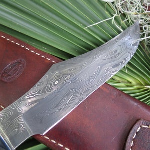 Stag Handled Damascus Knife Gordon Romeis Custom Knife Fantastic Carved ...
