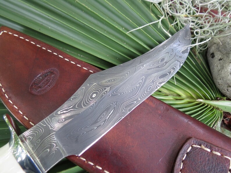 Stag Handled Damascus Knife Gordon Romeis Custom Knife Fantastic Carved ...