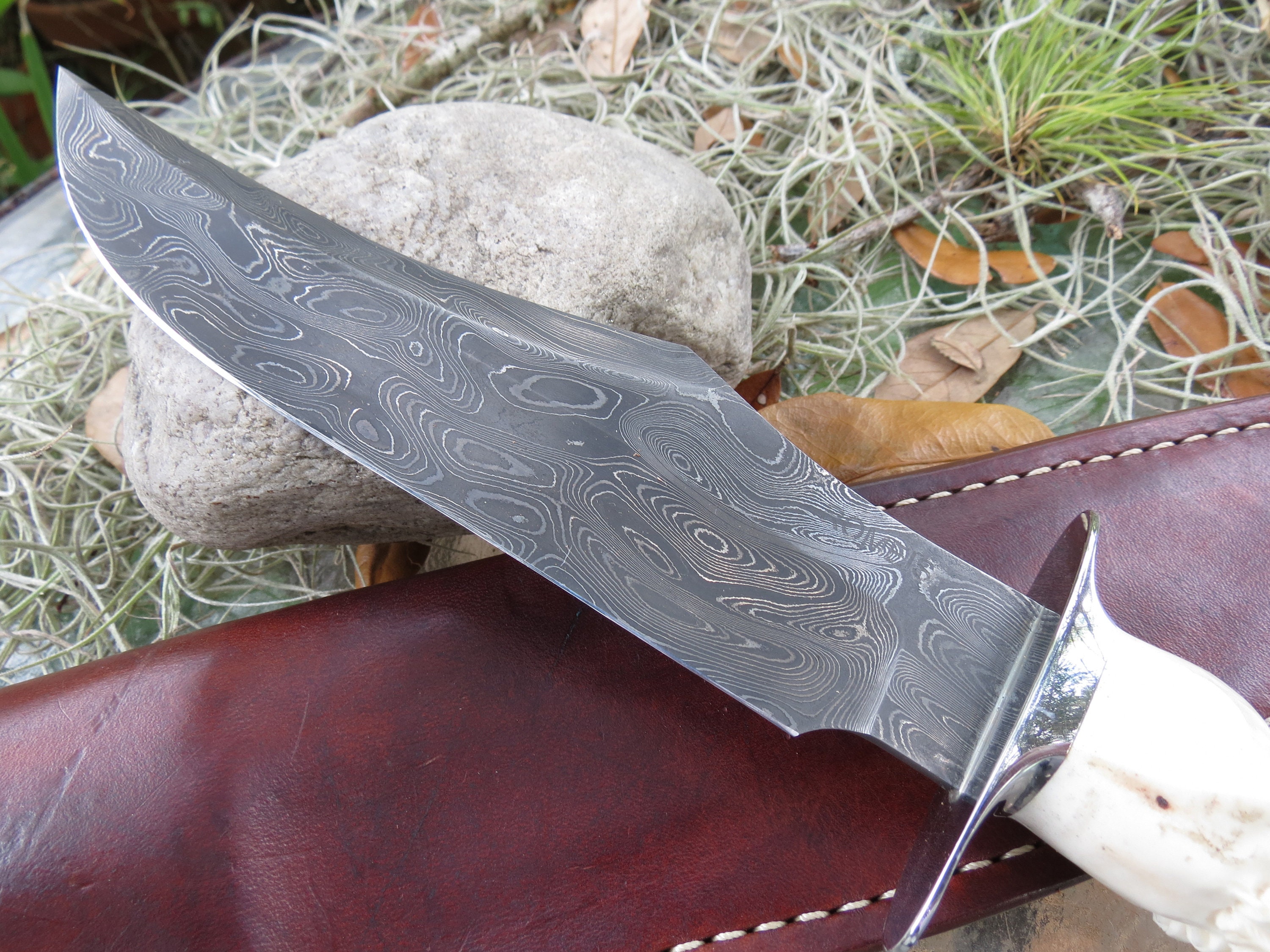 Stag Handled Damascus Knife Gordon Romeis Custom Knife Fantastic Carved ...