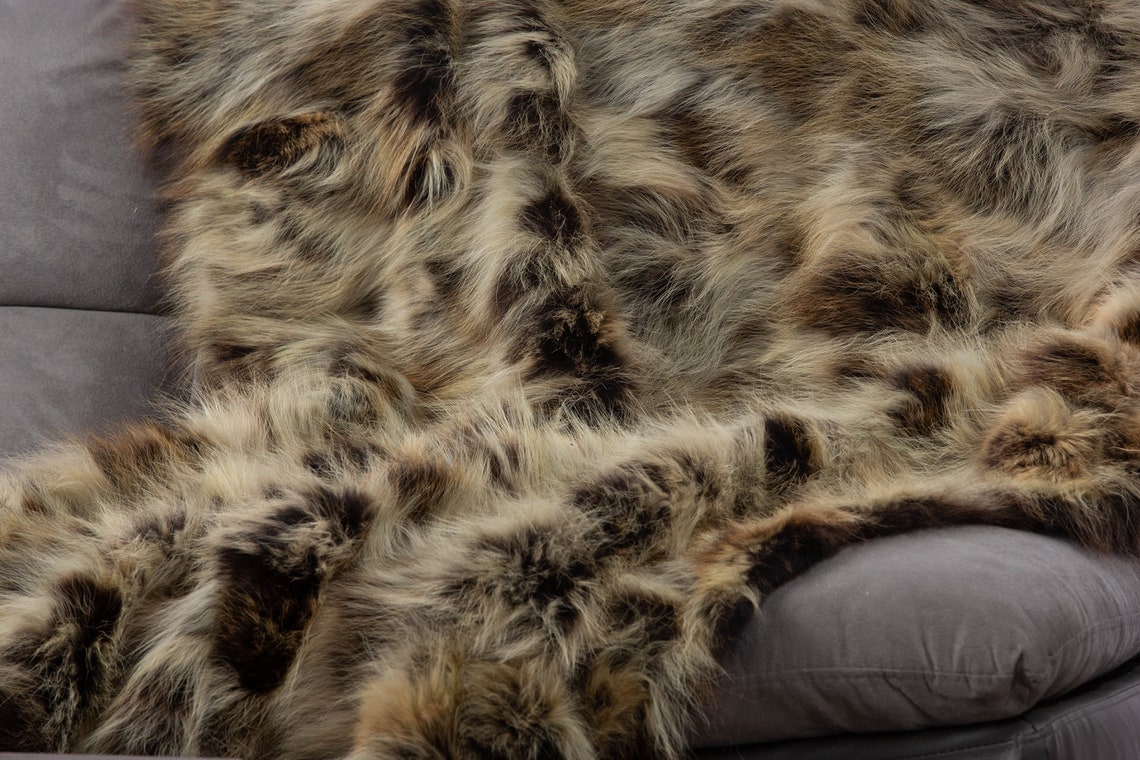 Real COYOTE Fur Throw3 Colors Fur Warmer Fur Comforter Fur | Etsy