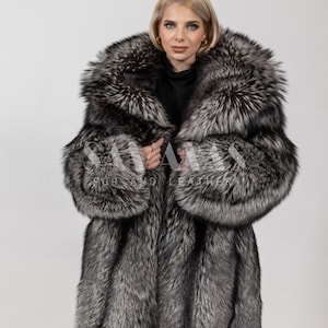 Luxury Silver Fox Jacket With Huge Lavish Collar,jacket With Whole Skins,fur Jacket Set With Fox ...
