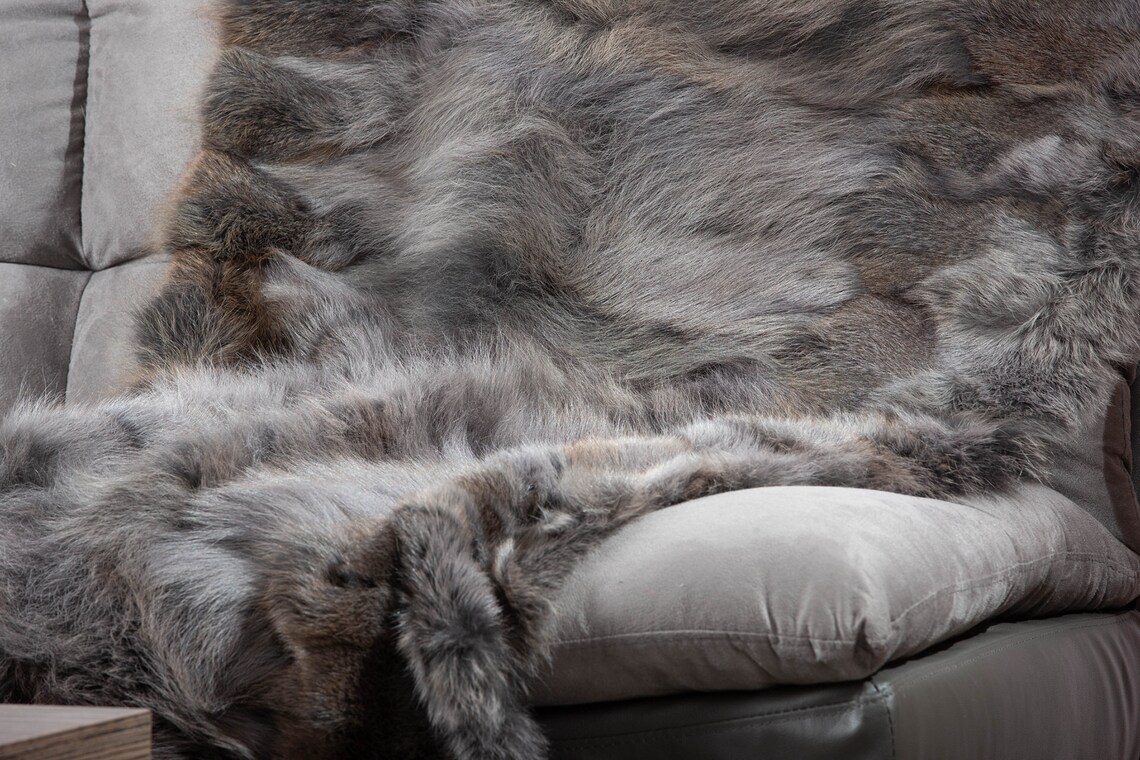 Real COYOTE Fur Throw Fur Warmer Fur Comforter Fur Rug - Etsy