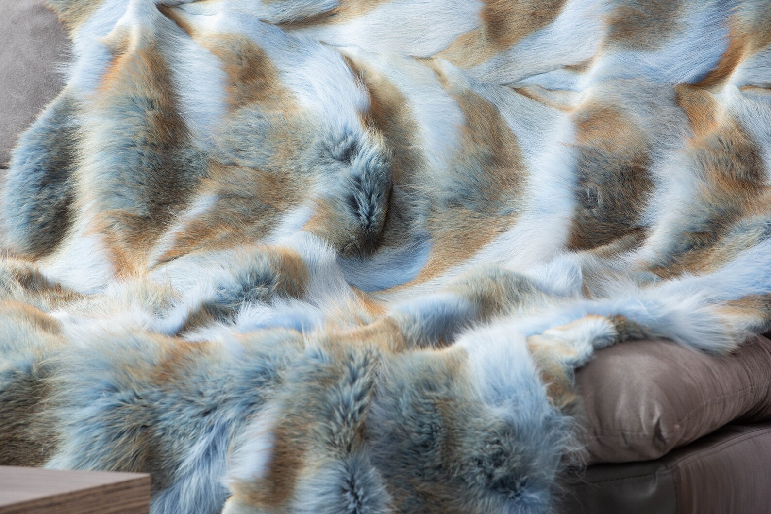 Real COYOTE Fur Throw Fur Warmer Fur Comforter Fur Rug - Etsy