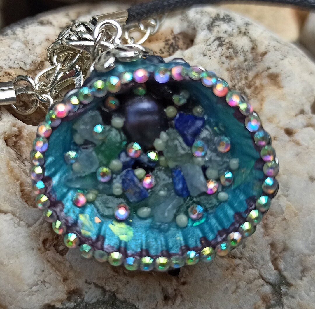 Shell Necklace Amulet//handmade//birthstone//gift for Her//gemstone ...