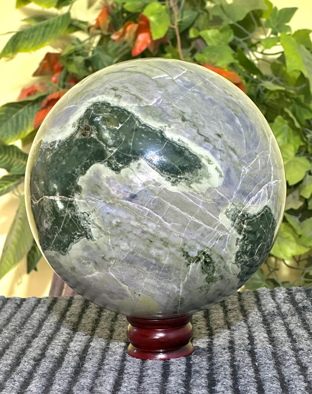Stunning Large 22CM Green Serpentine Stone Sphere Metapysical Aura ...