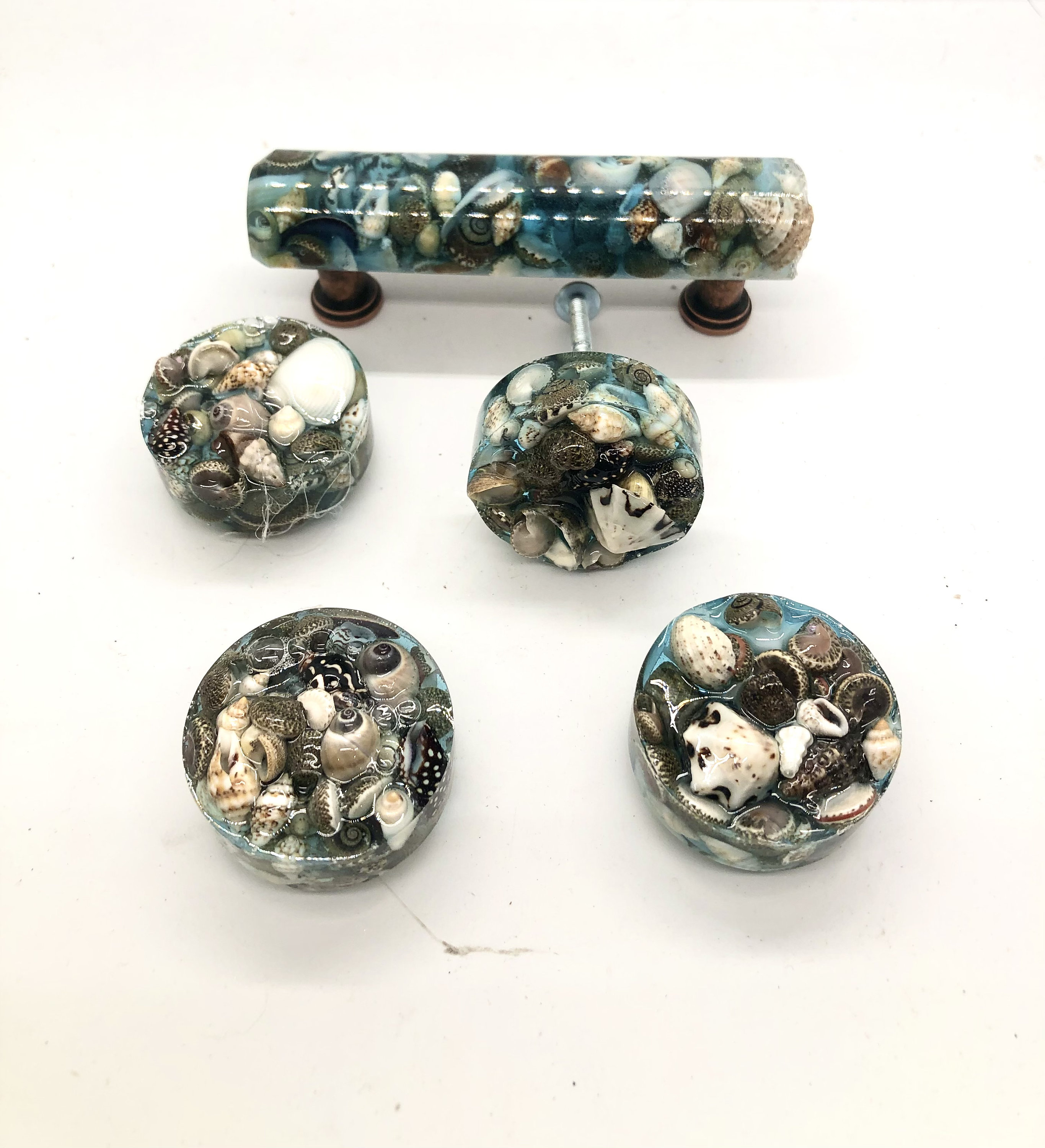 Tiny Sea Shells Resin Knobs Shell Knobs Sea Shell Knobs - Etsy