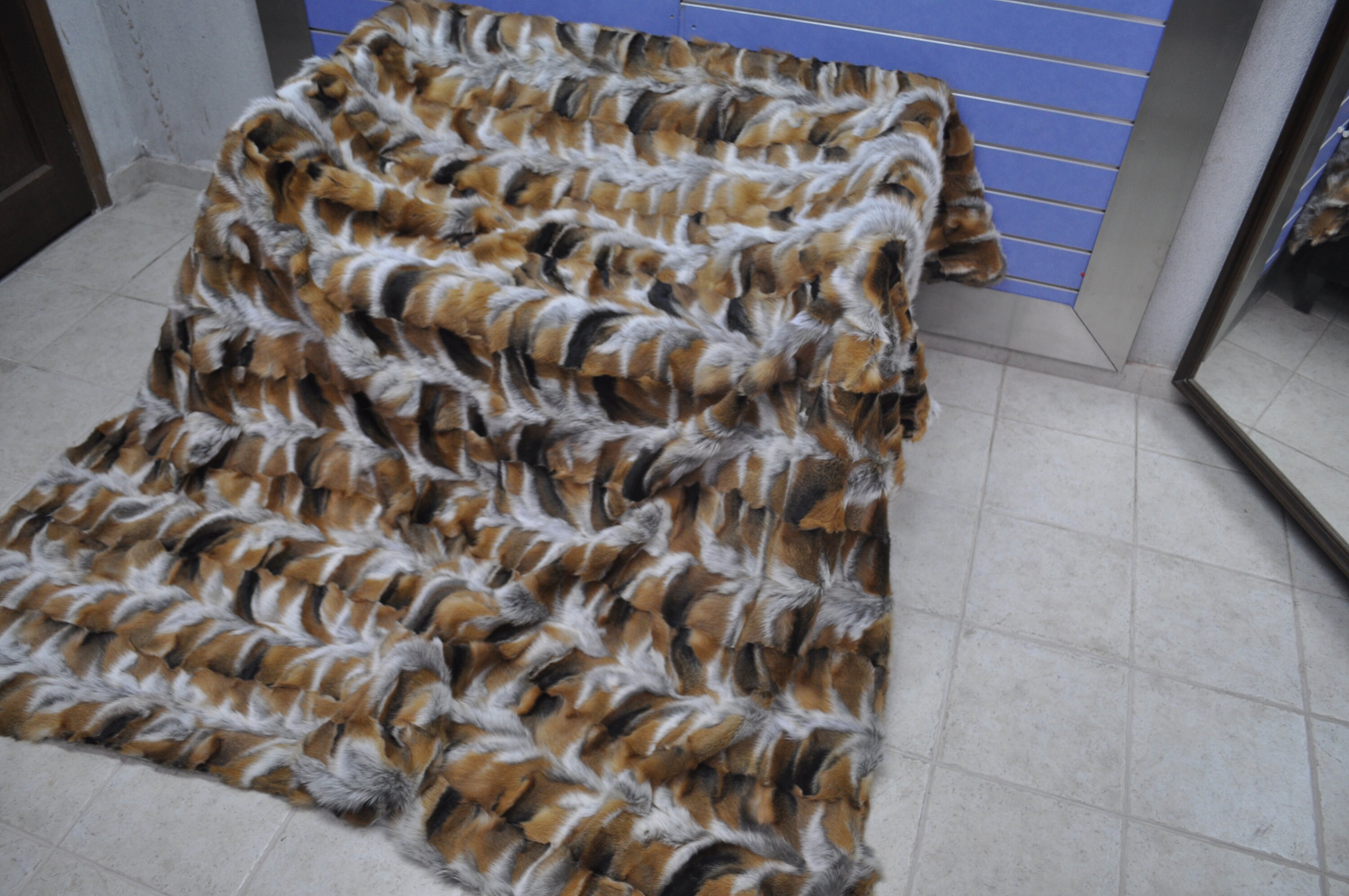 Luxury Red Fox Fur Throw Real Red Fox Fur Blanket / Bedspread Kingsize ...