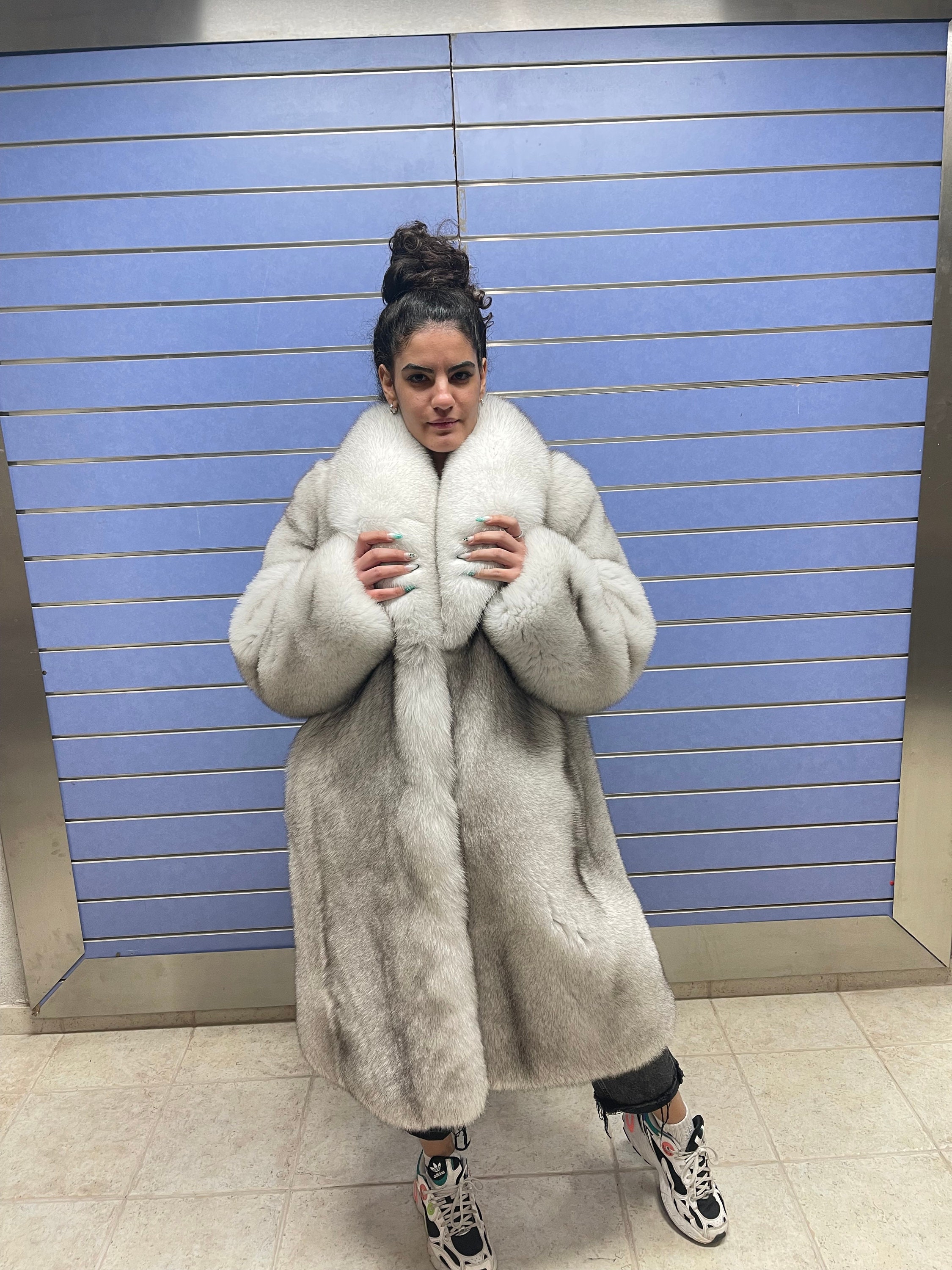 Luxury Full Skin "blue" Fox Fur Coat Real Fur White Skin to Skin Fox ...