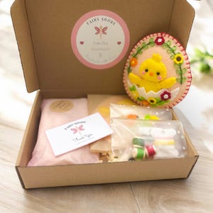 Easter Craft Kit - DIY Felt Sewing Kit - Handmade Easter Egg and Chick ...