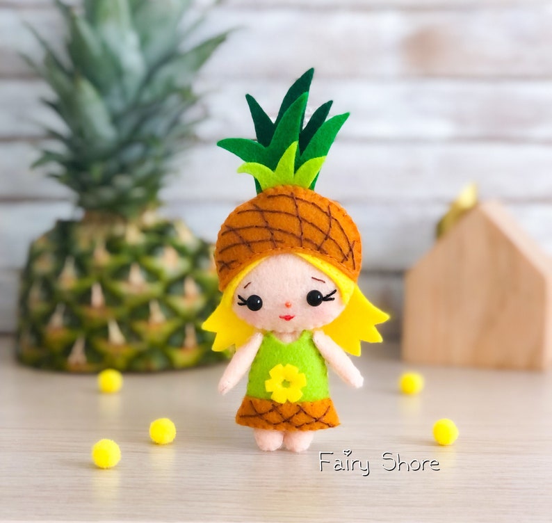 Felt Fruit Dolls Sewing Pattern: Strawberry, Kiwi, Pineapple, Blueberry ...