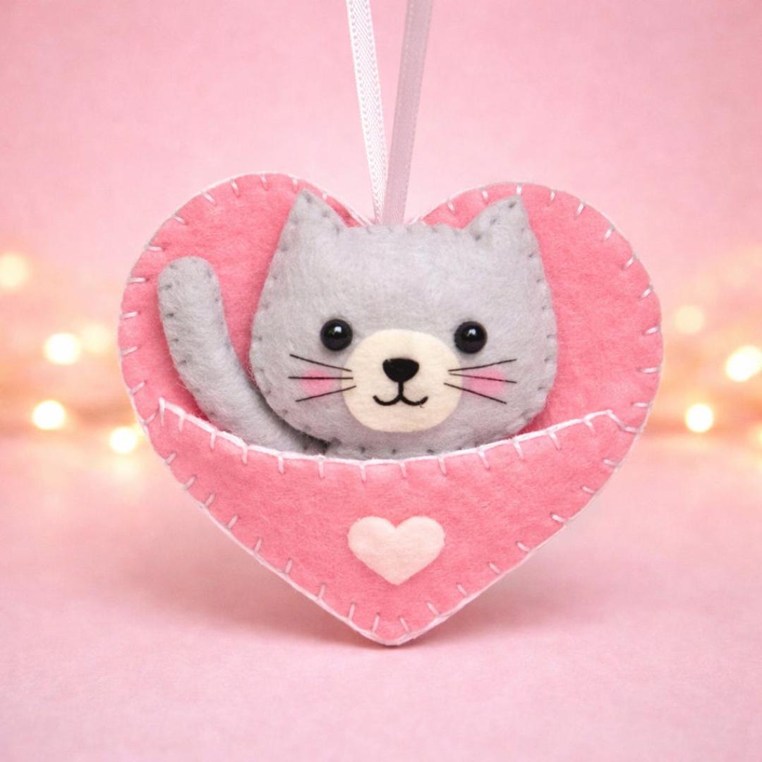 Felt Cat in Heart Ornament Pattern: Easy Hand-sewn DIY (PDF Pattern) - Etsy
