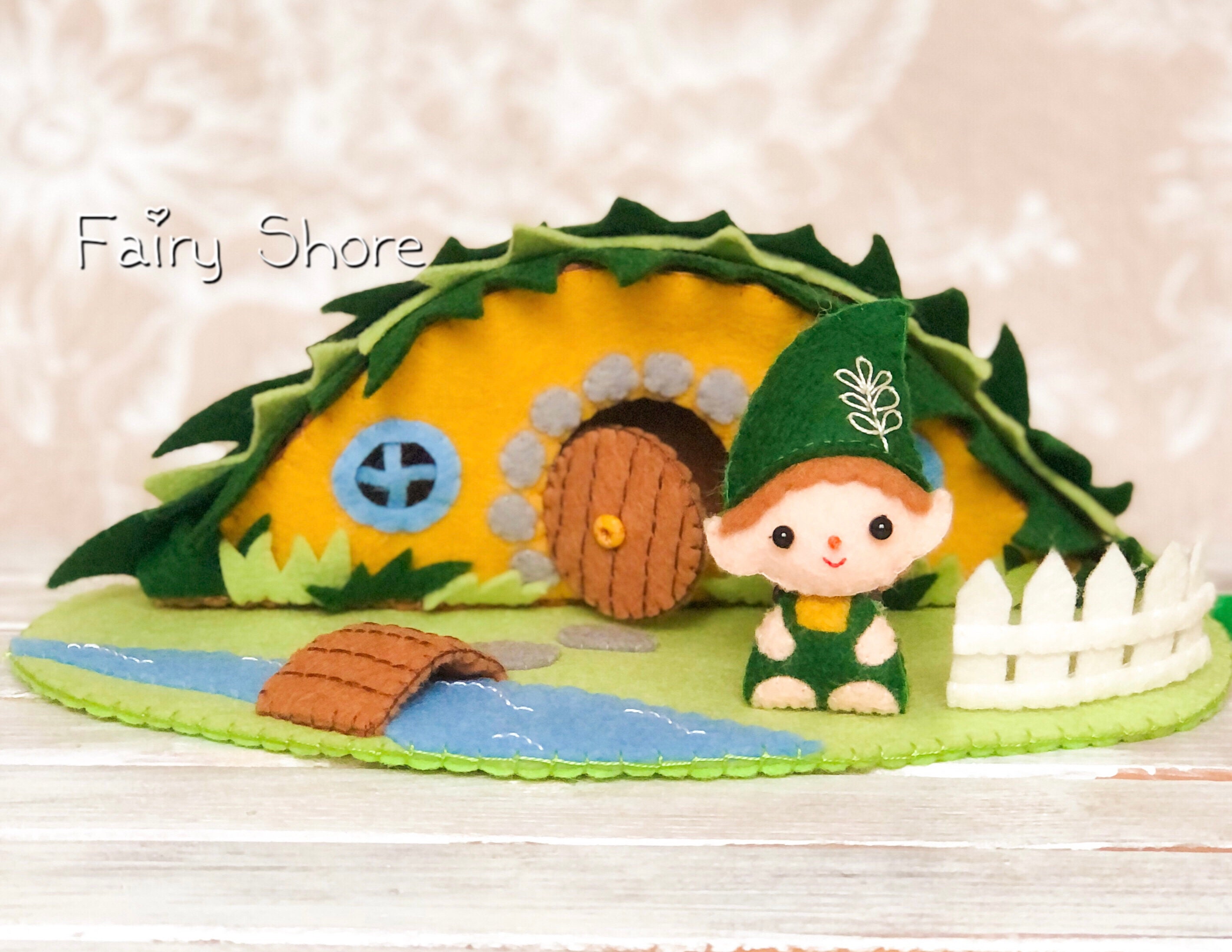 Hobbit house PDF SVG felt pattern hobbit smial sewing pattern for ...