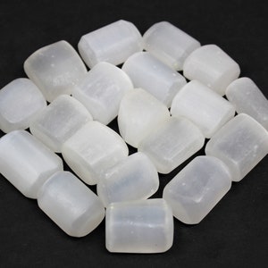 Selenite Tumbled Stones: Choose How Many Pieces 'A' | Etsy