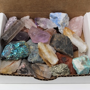 Mini Crafters Collection Gift Box: 1/2 Lb Small Natural Raw Mineral Mix ...