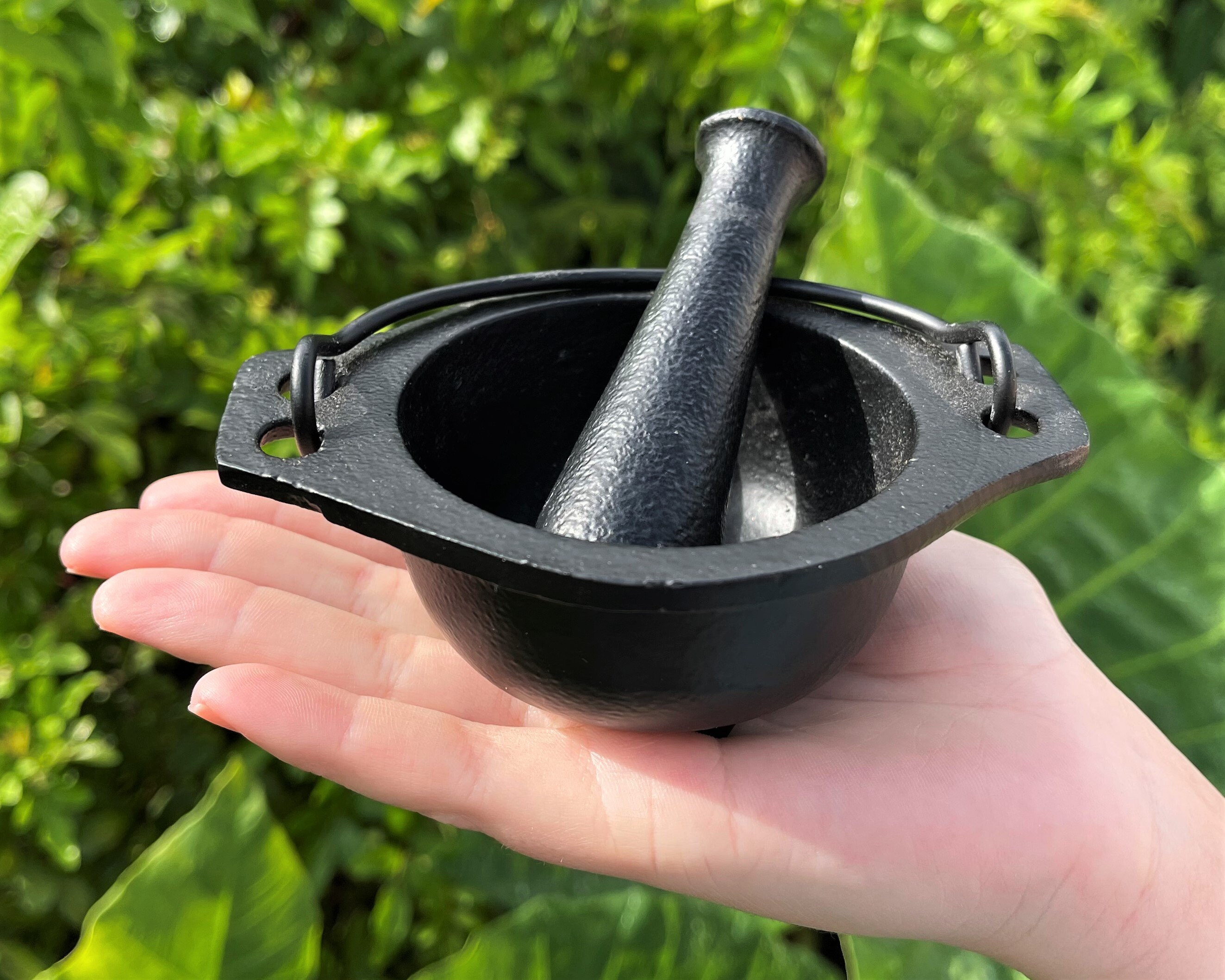 Cast Iron Mortar & Pestle Set Heavy Duty Cauldron (Smudge Pot, Incense ...