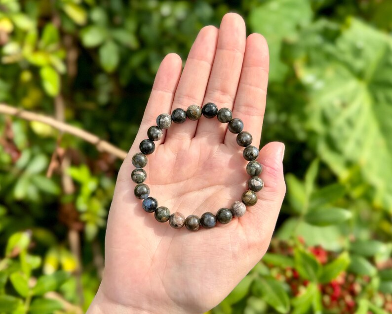 Que Sera Bead Bracelet: 8 Mm Round Crystals (llanite Bracelet, Premium ...