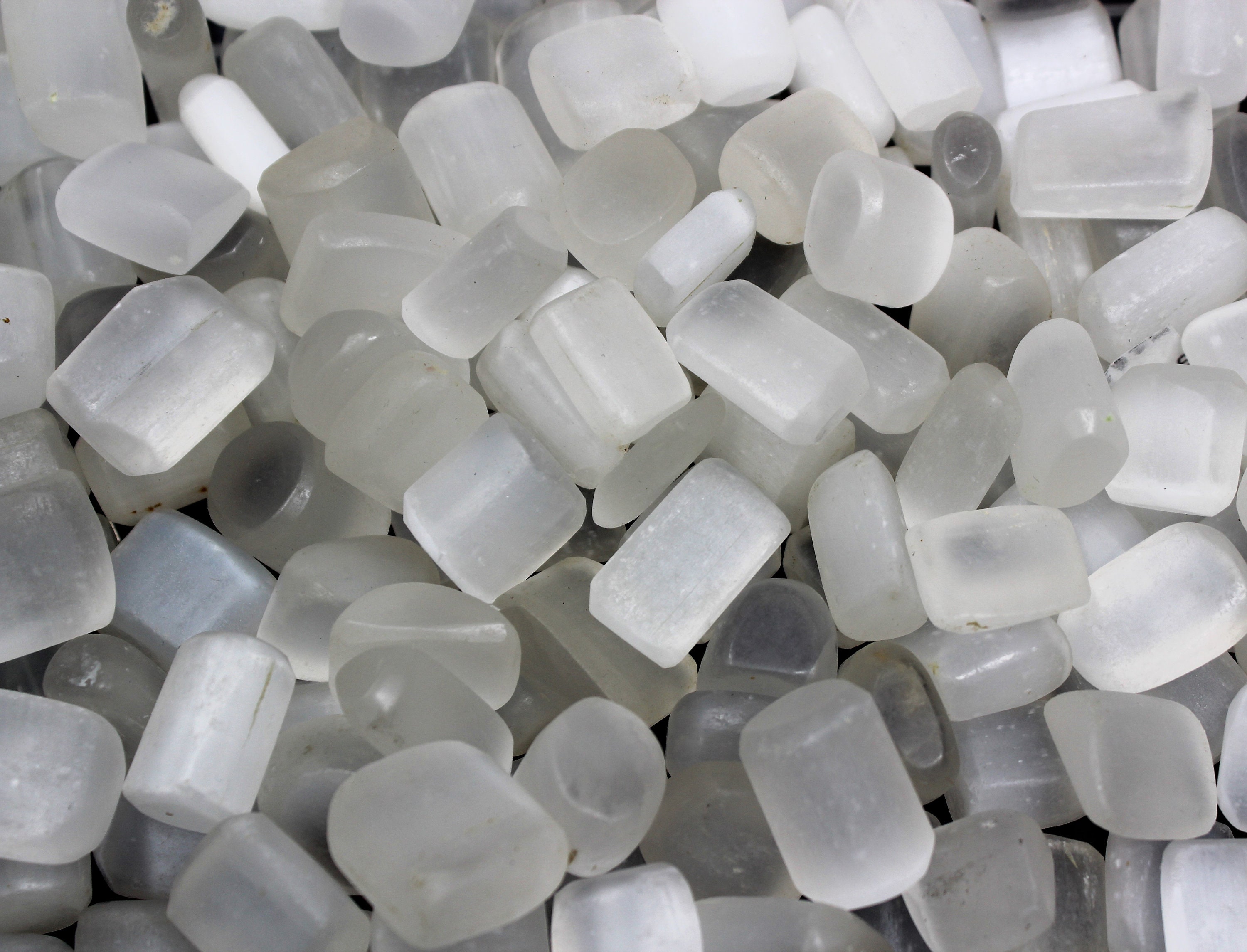 Selenite Tumbled Stones: Choose 4 oz, 8 oz or 1 lb Bulk Lots ('A' Grade ...
