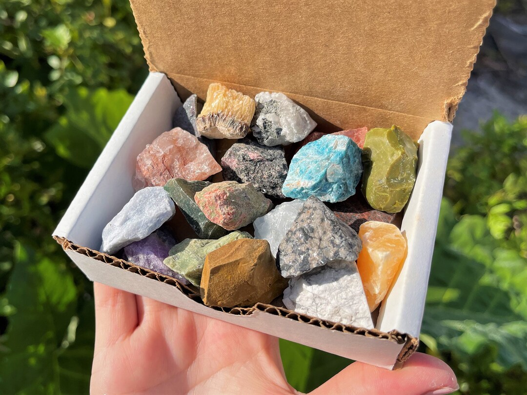 MINIATURE Crafters Collection Box: Gems Crystals Natural Raw Minerals 1 ...