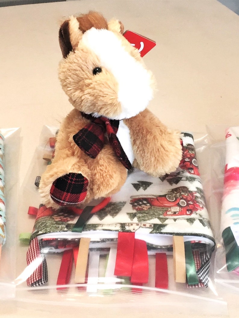 Christmas Farm Ribbon Blanket and Horse - Etsy