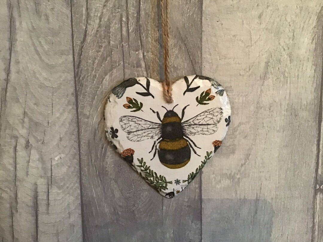 Slate Hanging Heart. Bee. Hanging Plaque. Home Decor. Gift. - Etsy