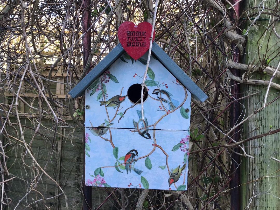 Large Bird Nesting Box. Multi Purpose. Robin, Bluetit, Sparrow ...