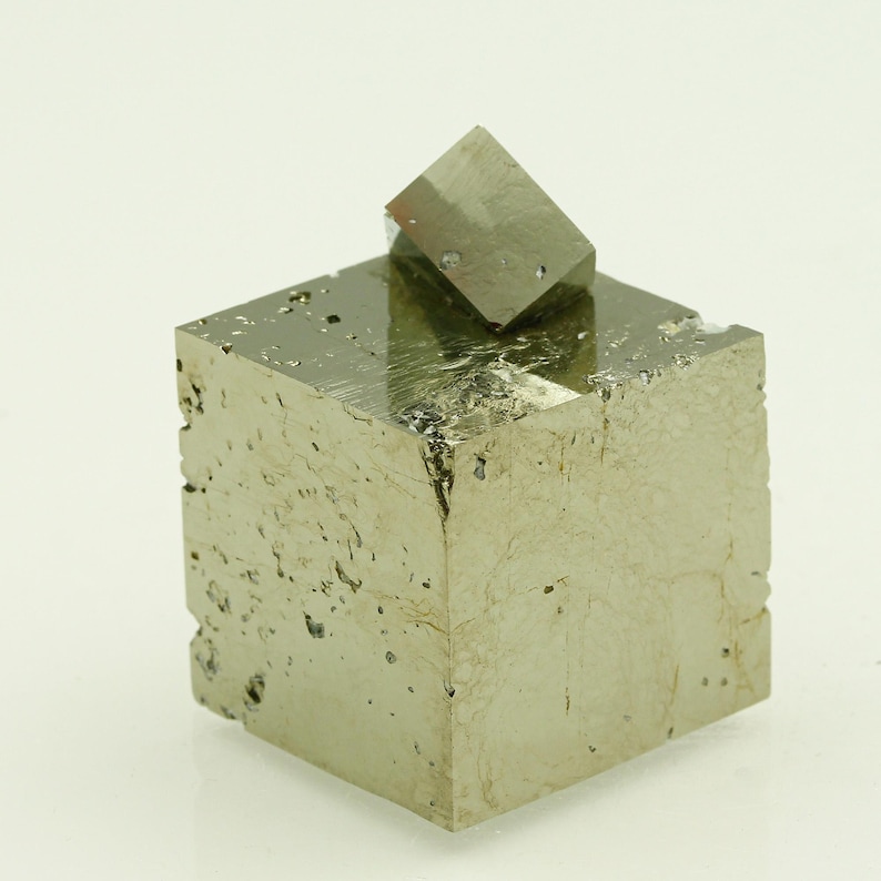 Navajún Pyrite Cube Spain 116g — Collector Geometric Specimen, Golden ...