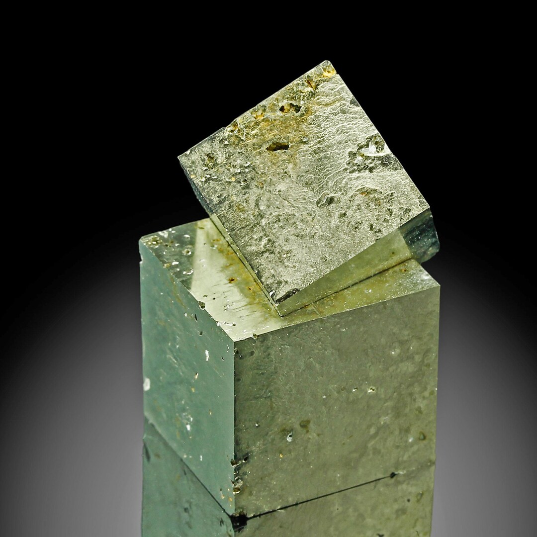 Super Mirror Pyrite Specimen - Spanish Cubic Mineral for Décor - Etsy