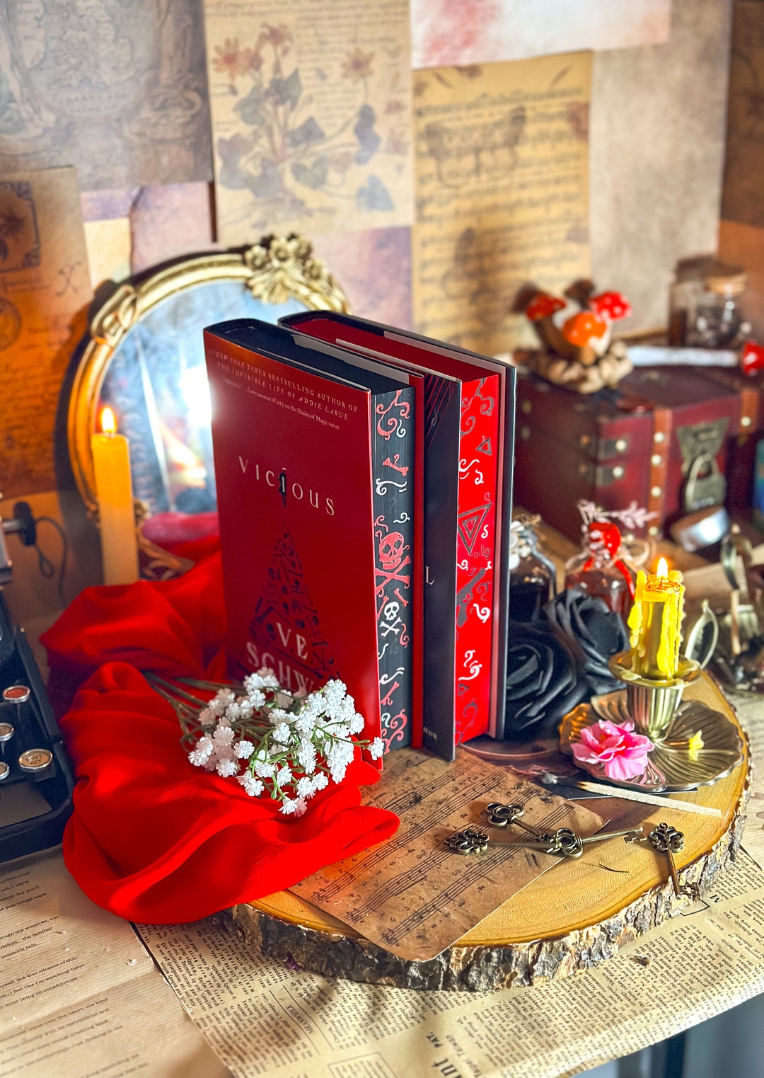 VISCOUS VENGEFUL villains Series HANDPAINTED Book Edges V E Schwab ...