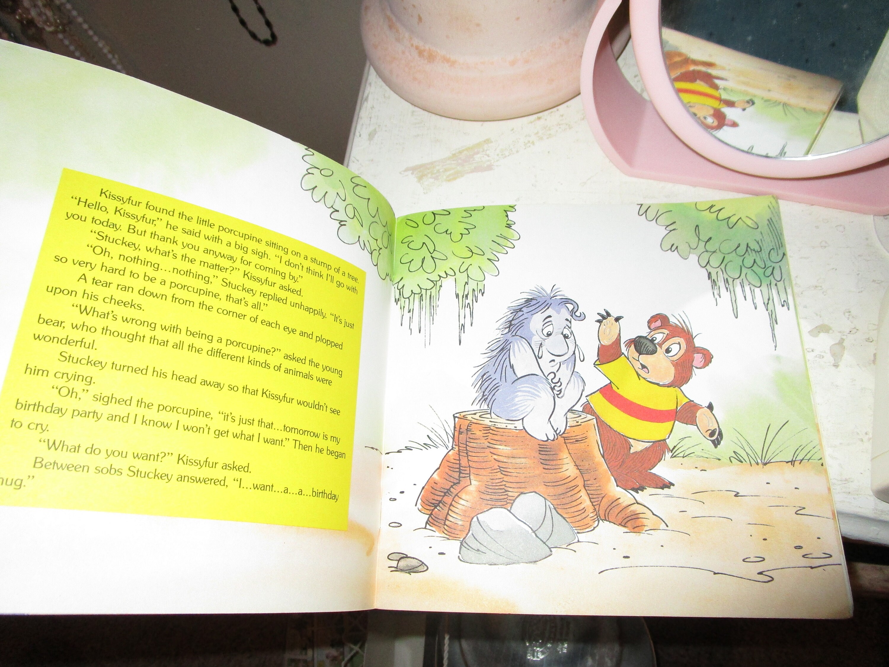 1986 Kissyfur and the Birthday Hugs Scholastic SC Book Creado por Phil ...