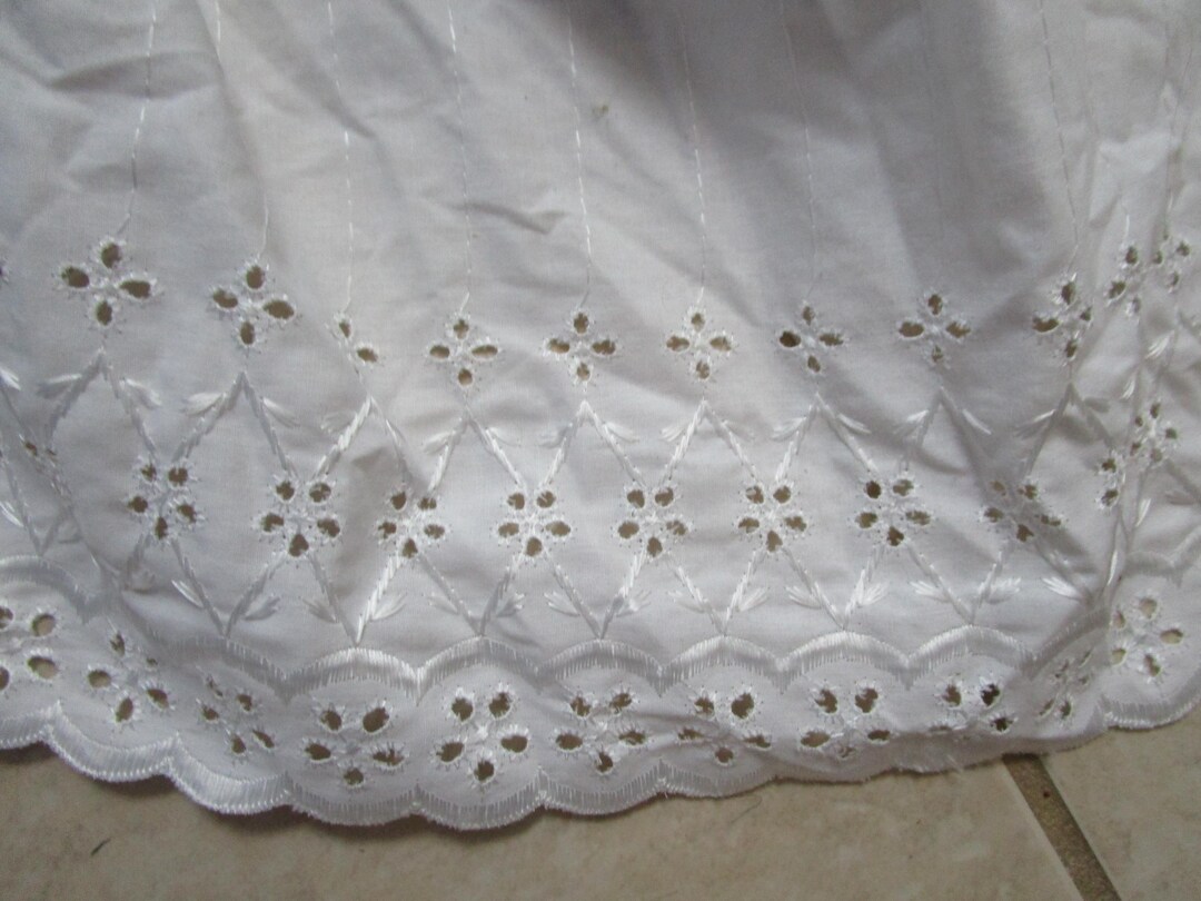 Vintage Westpoint Stevens Twin Size White Eyelet Dust Ruffle Bed Skirt ...