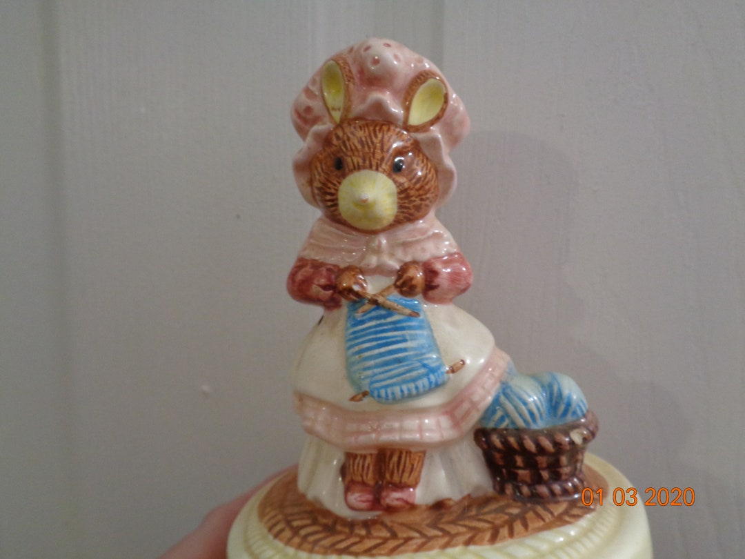 Vintage Porcelain Mouse Music Box - Etsy
