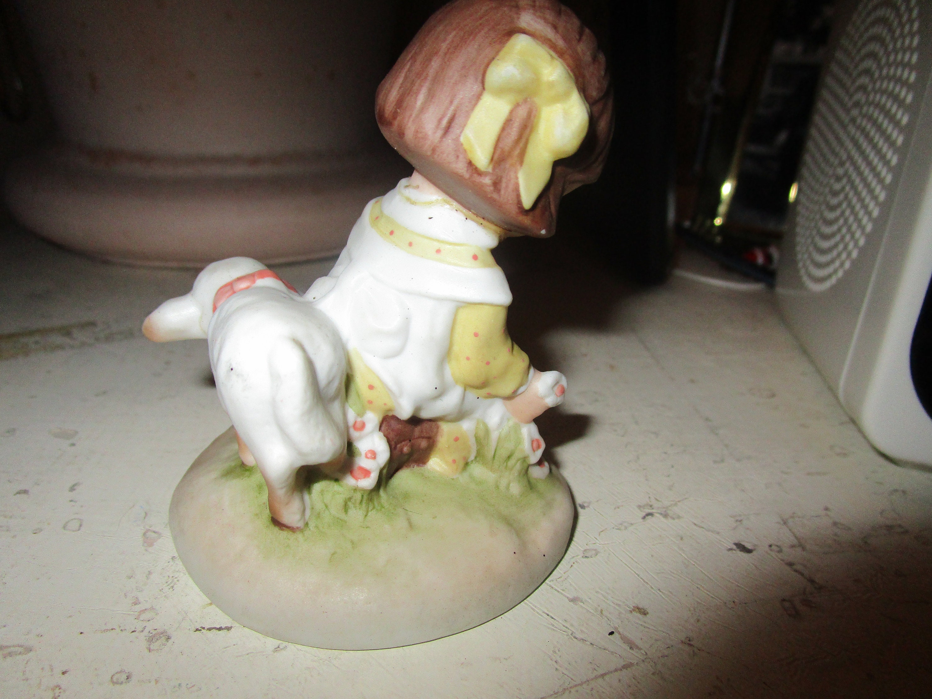 1984 Hallmark Abby Gentle Helping of Love Figurine Girl - Etsy
