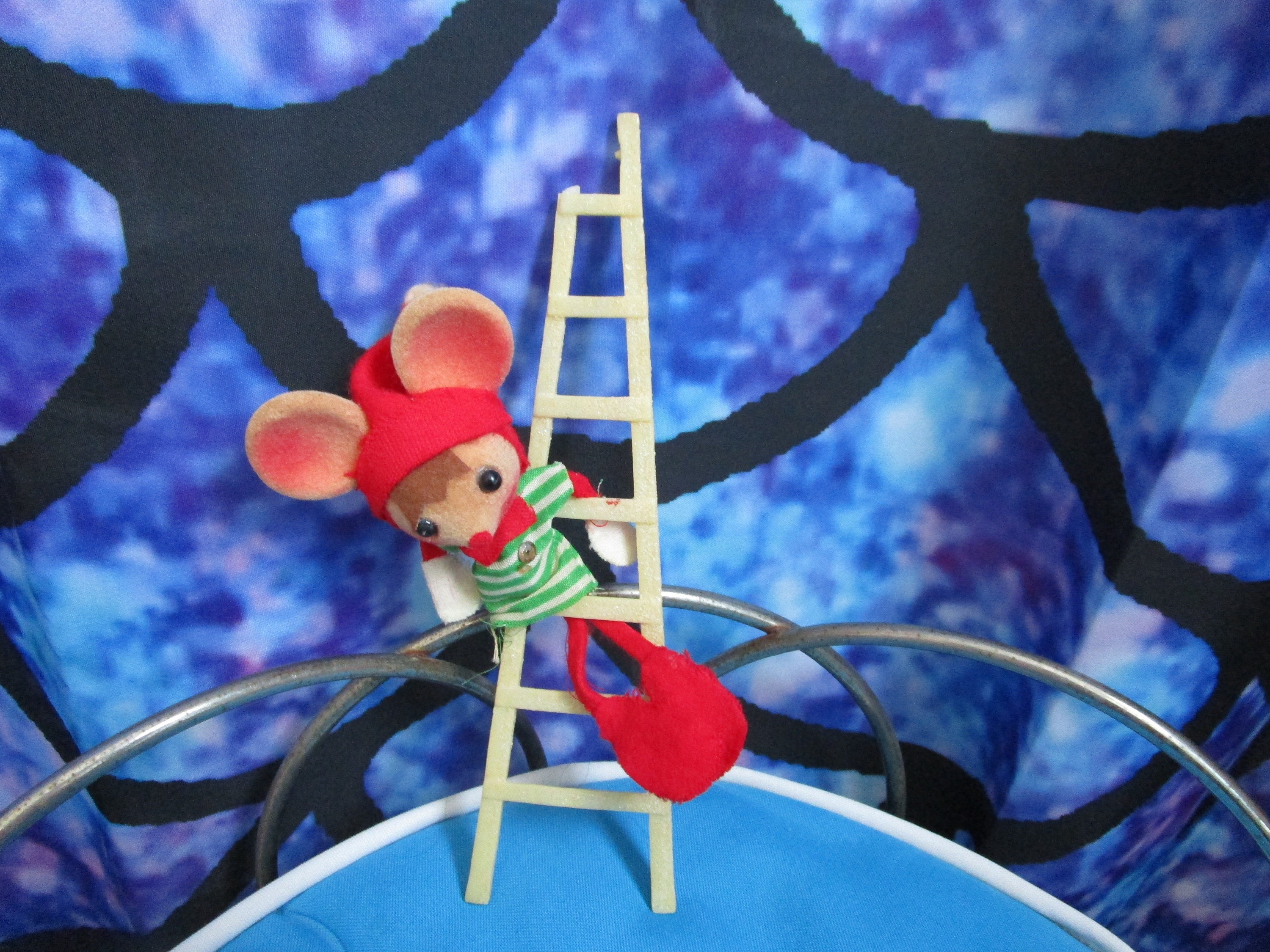 Vintage Mouse on a Ladder Christmas Ornament Topo Gigio Maybe - Etsy