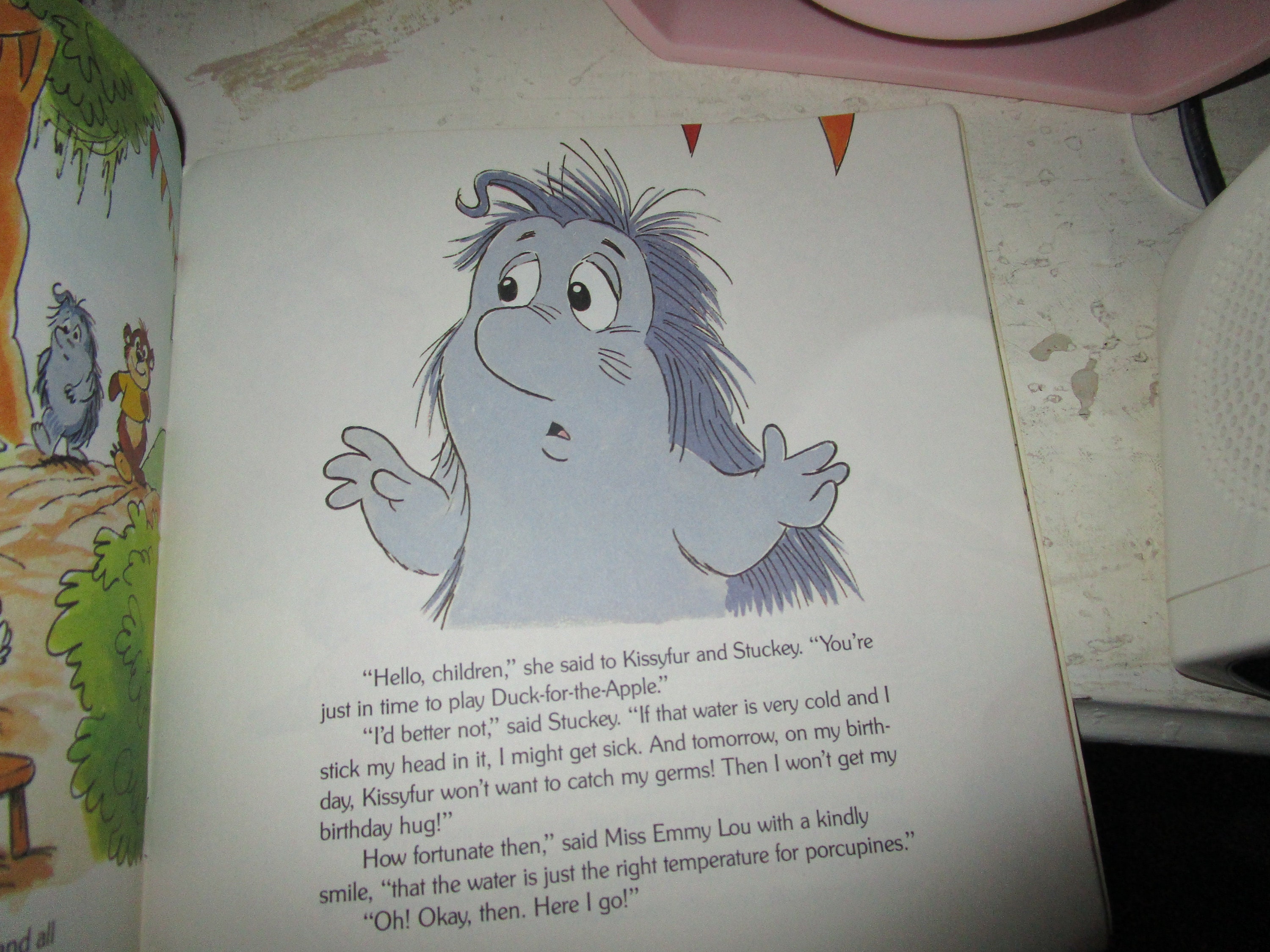1986 Kissyfur and the Birthday Hugs Scholastic SC Book Creado por Phil ...