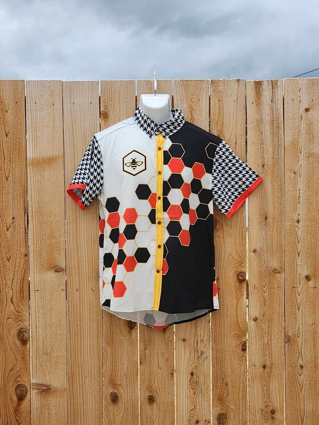 Crazy Bee Button-up made-to-order - Etsy
