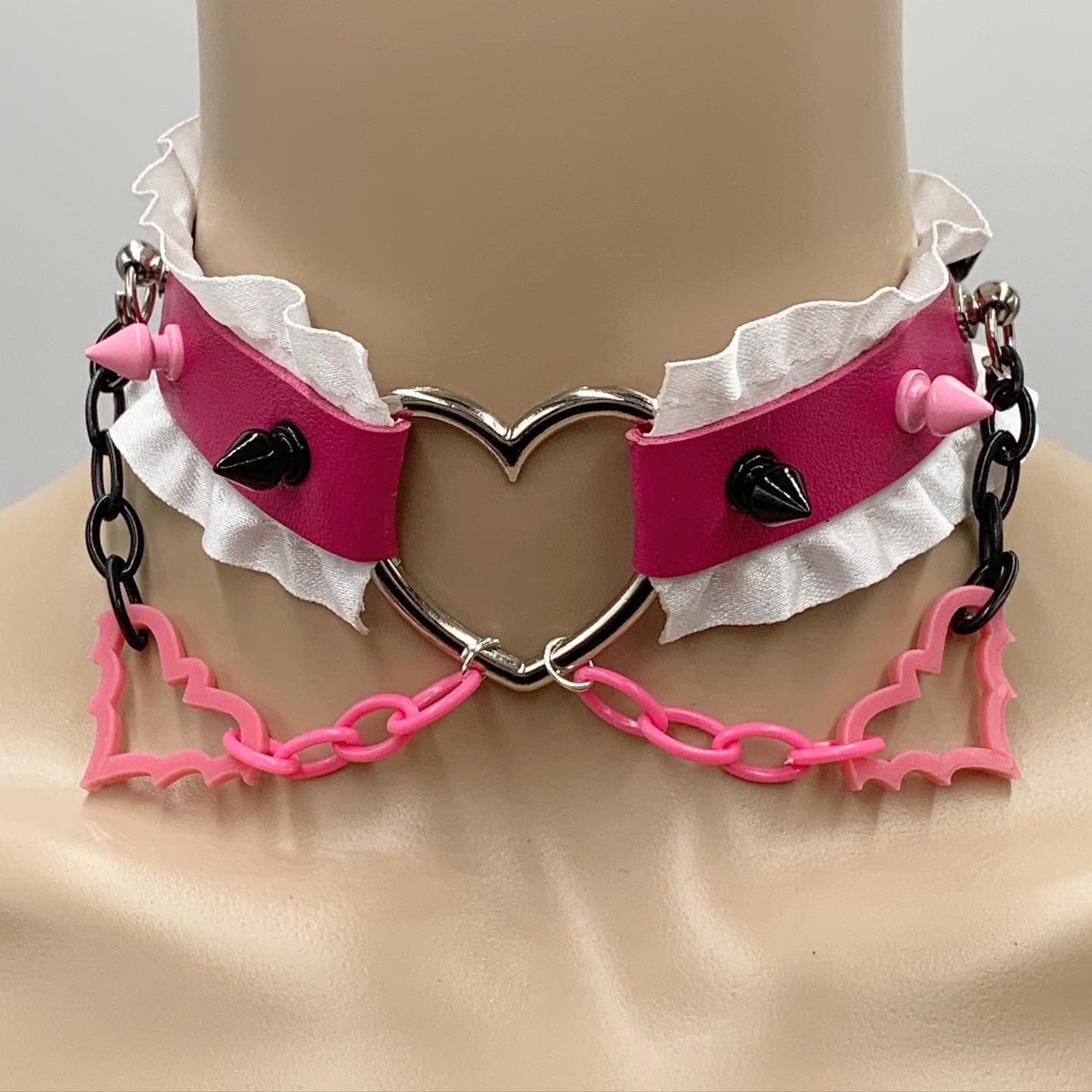 Trendy Vampire Choker - Etsy